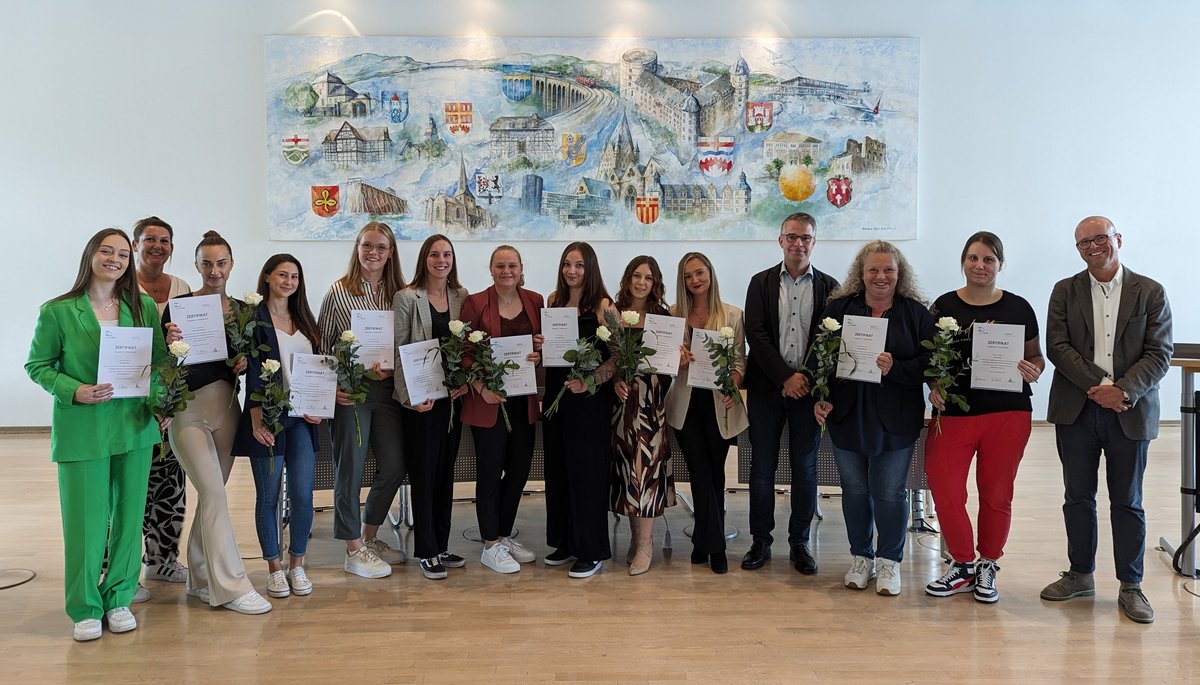 Gemeinsames Zertifikat macht angehende Fachkräfte „Kompetent im ...